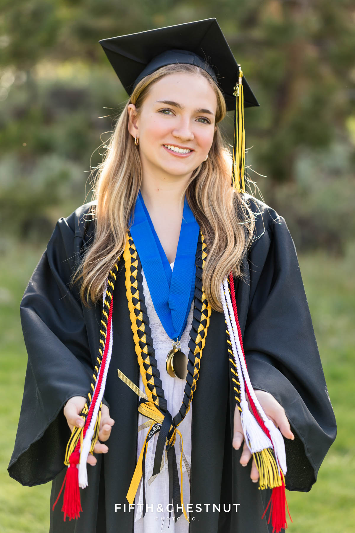 Class of 2024 Senior VIP Team Cap and Gown Portraits and End-of- Fifth ...